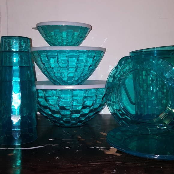 Tupperware | Kitchen | Tupperware Ice Blue Prism Set | Poshmark